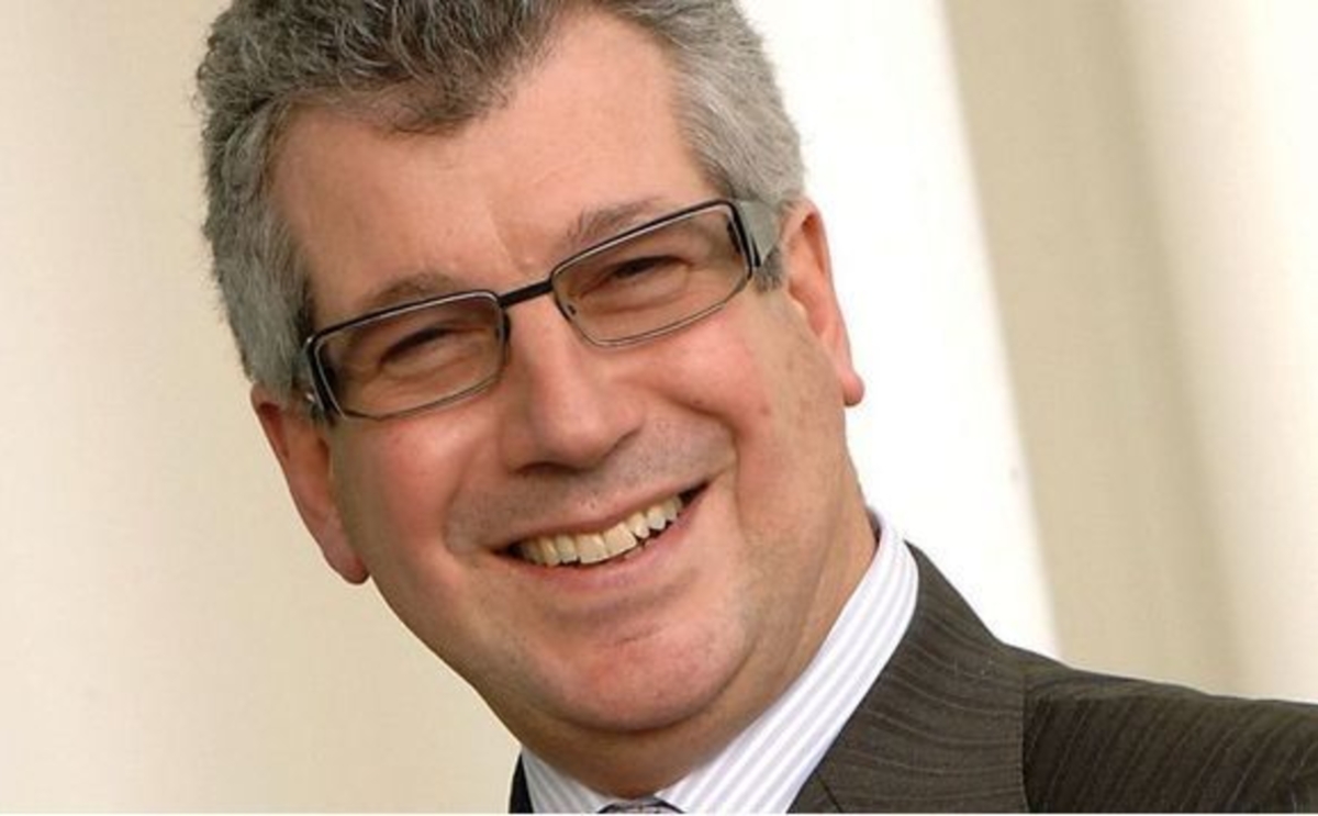 Peter Hubbard retires from UK General - Insurance Age