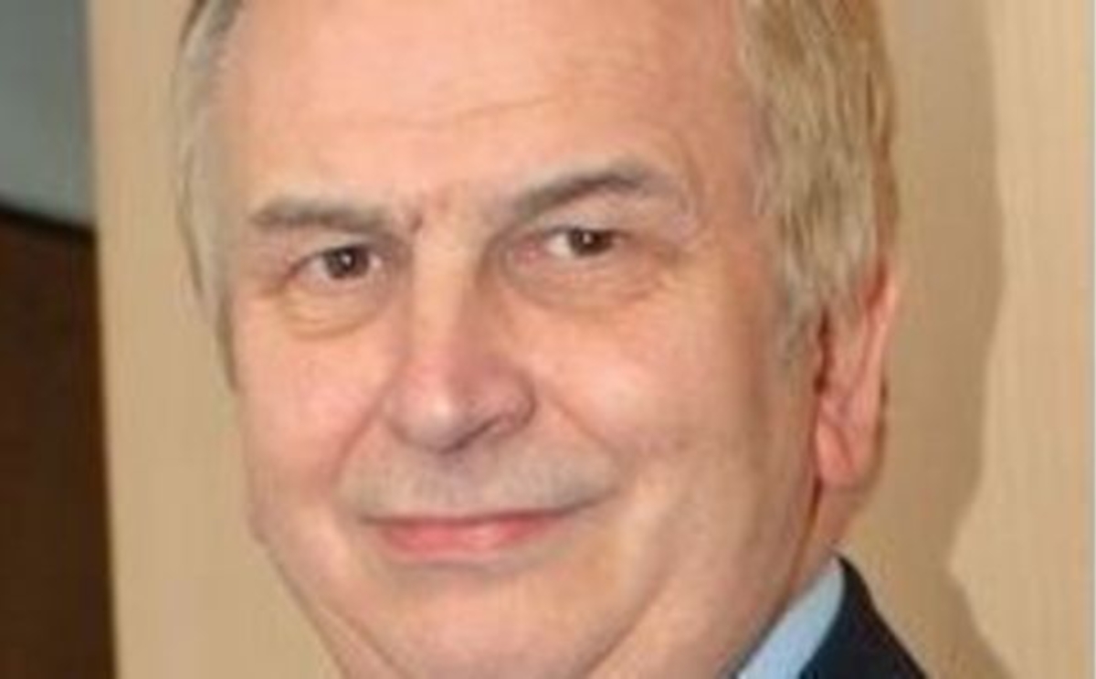 Cullum bags CBE for business and charity work - Insurance Age