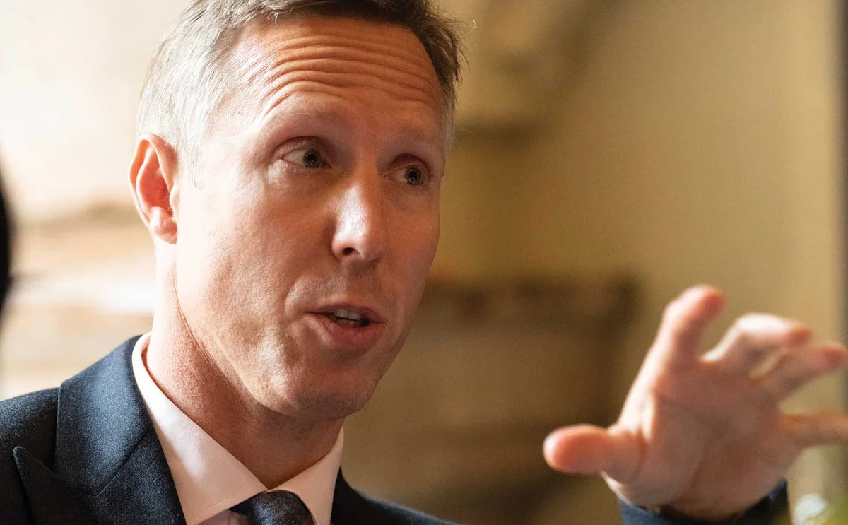 Ex-LV broker leader Michael Lawrence joins Grove & Dean - Insurance Age