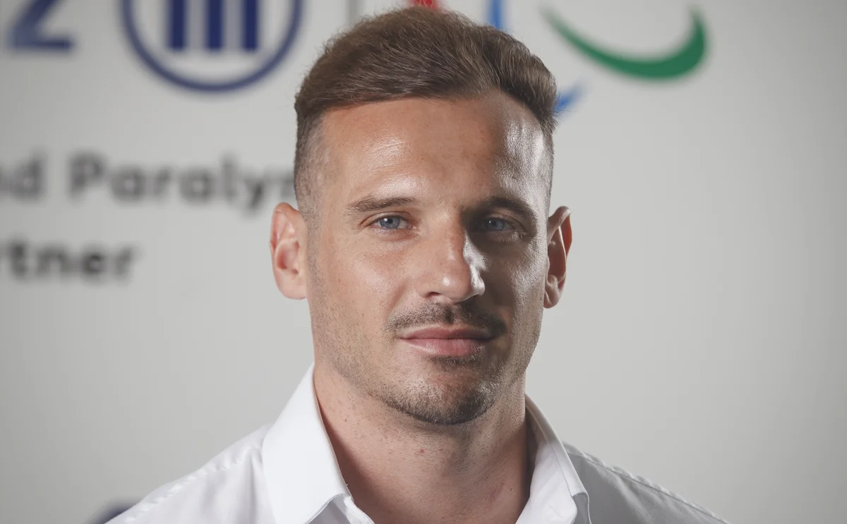 Allianz takes part in The Apprentice Formula E challenge on BBC ...