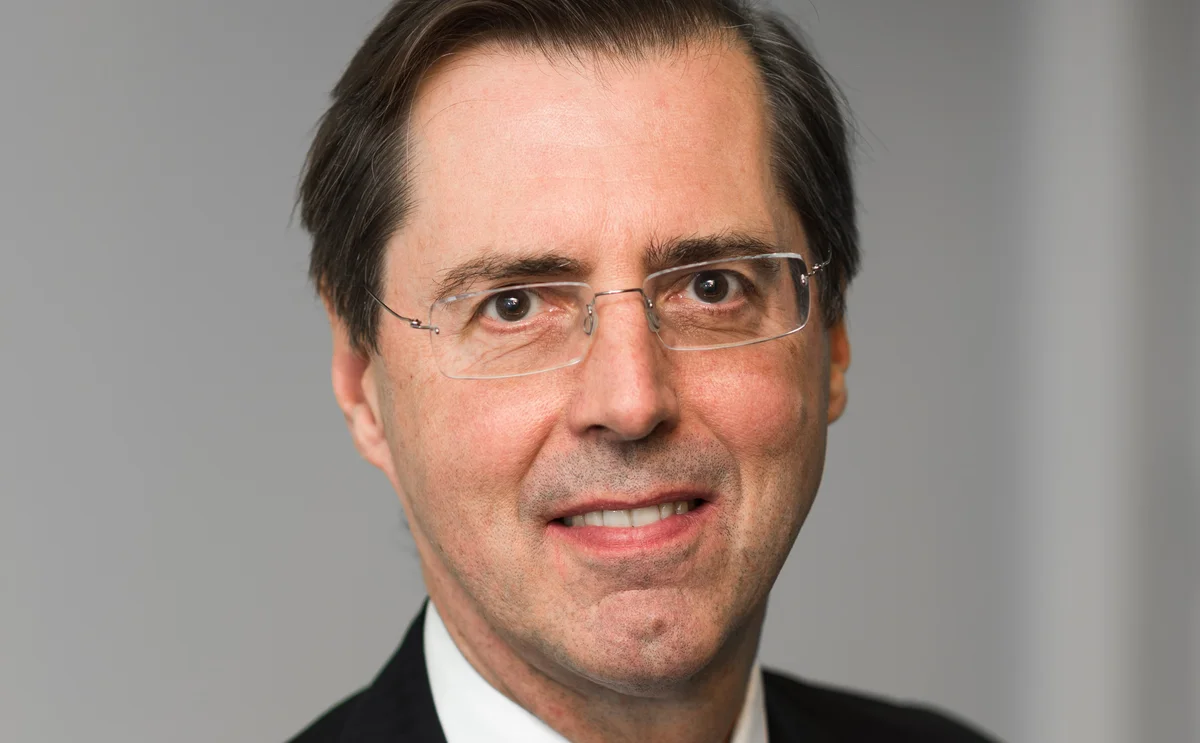 Lloyd’s appoints ex-McKinsey leader Sir Charles Roxburgh as chair ...